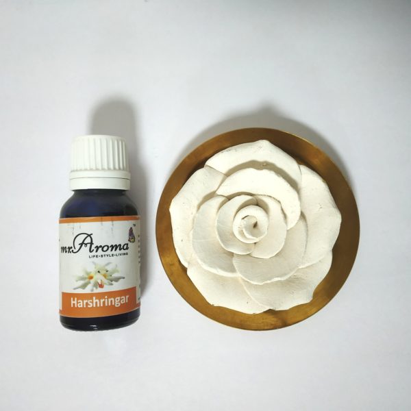 Buy Flower Diffuser Gift Set with Harshringar Vaporizer Oil By Mr ...